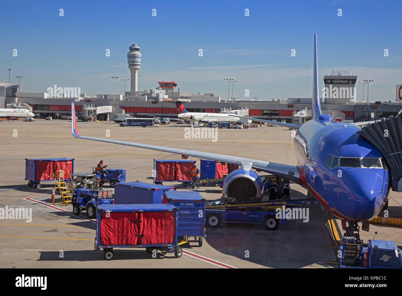 Atlanta international airport control tower hi-res stock photography ...
