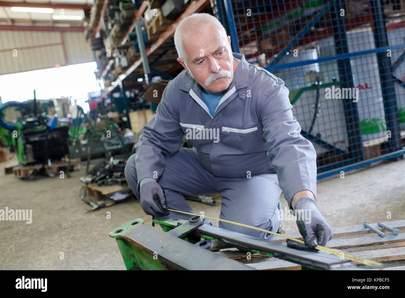 mechanic measurement a mechanical equipment Stock Photo - Alamy