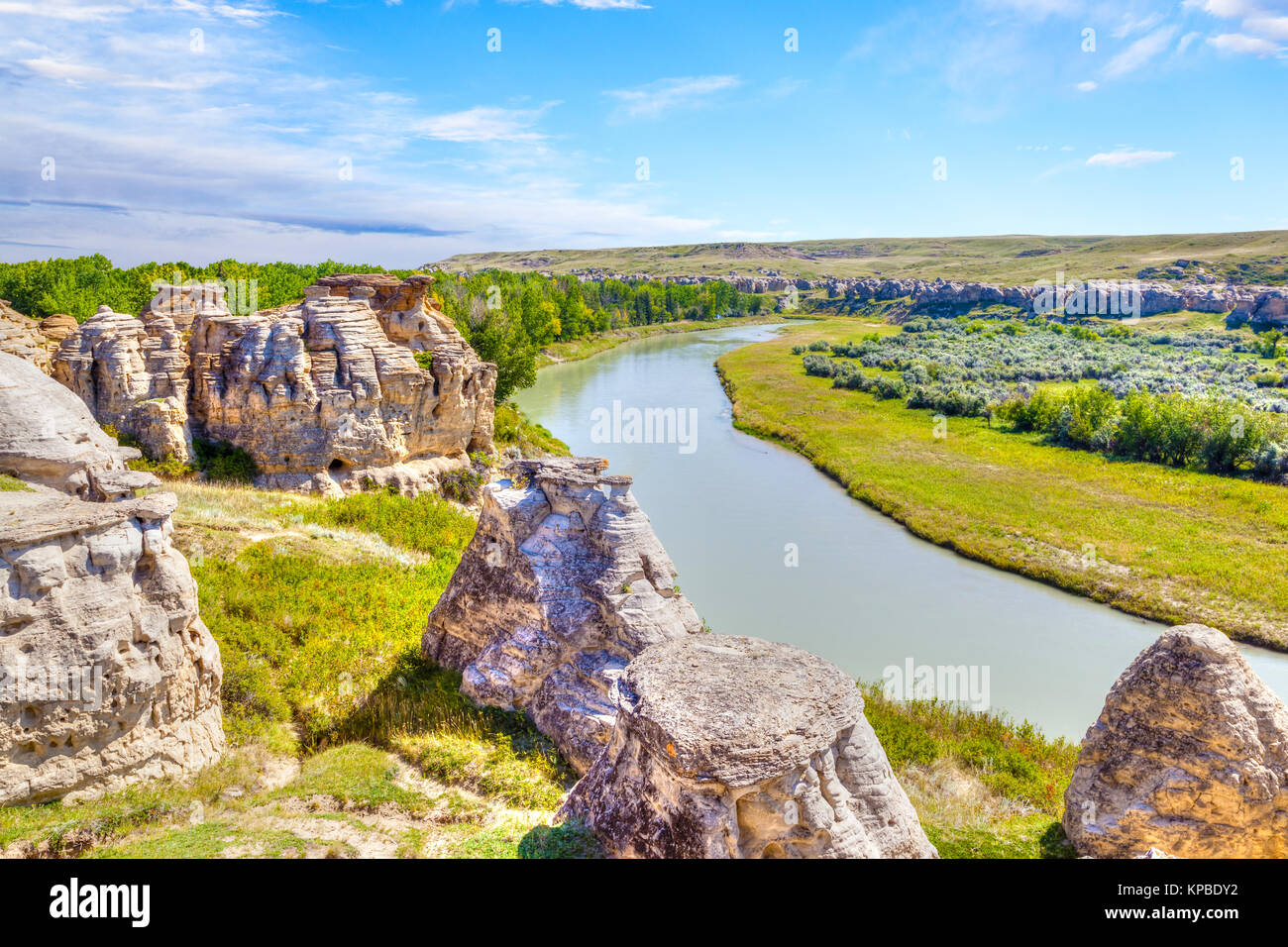 Hoodoo badlands along the Milk River at Writing-on-Stone Provincial ...
