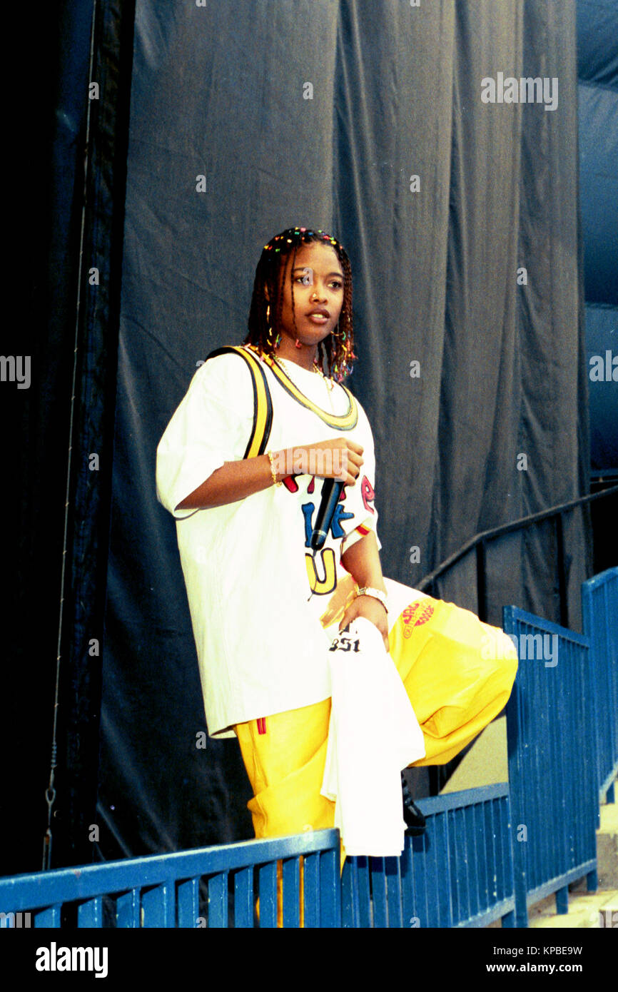 MOUNTAIN VIEW, CA - 1995: Da Brat performing at the KMEL ALL-Star ...