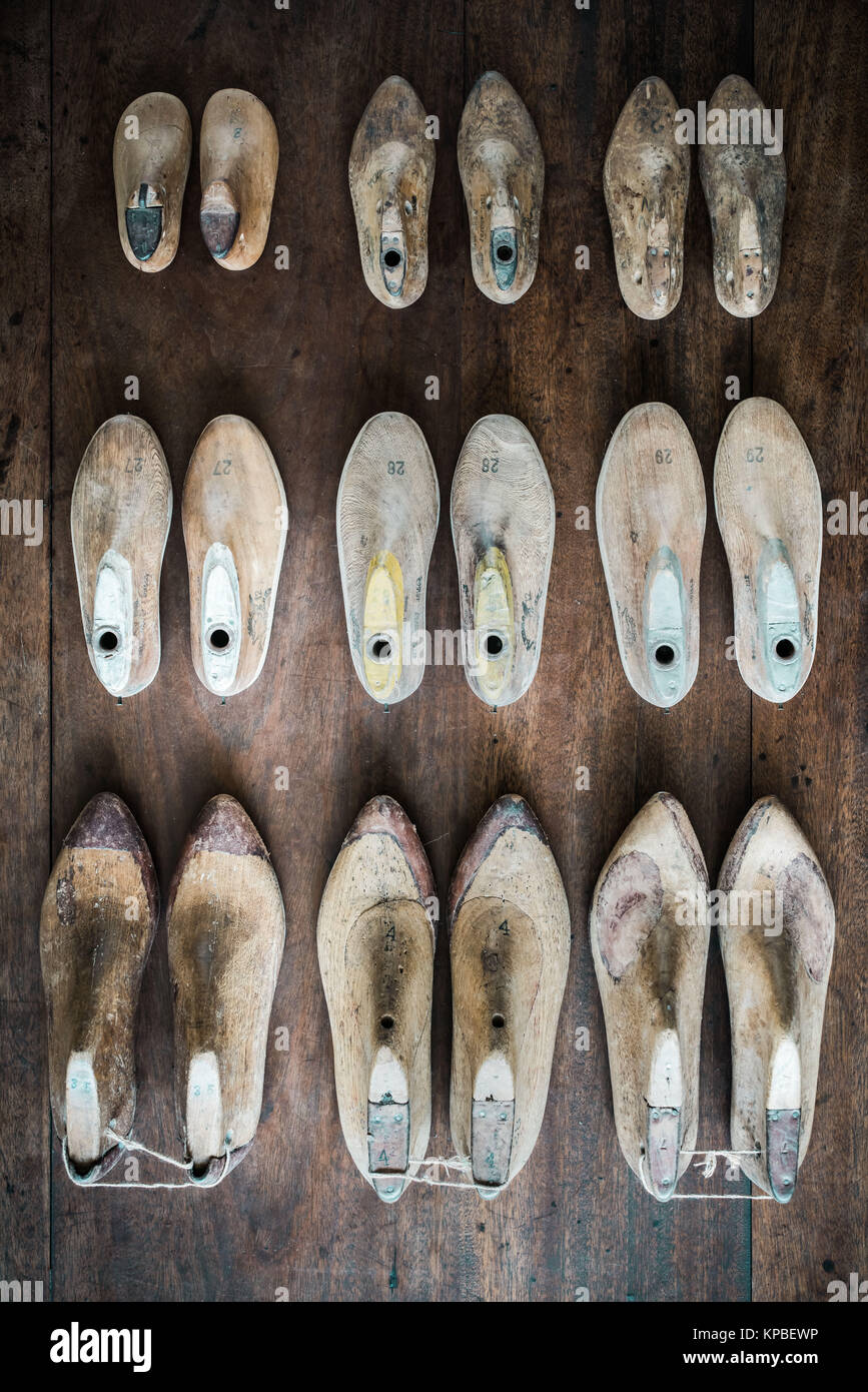 Wooden shapes hi-res stock photography and images - Alamy