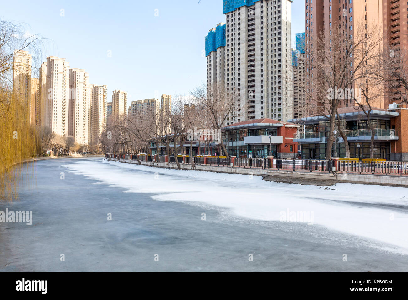 Empty town hi-res stock photography and images - Alamy