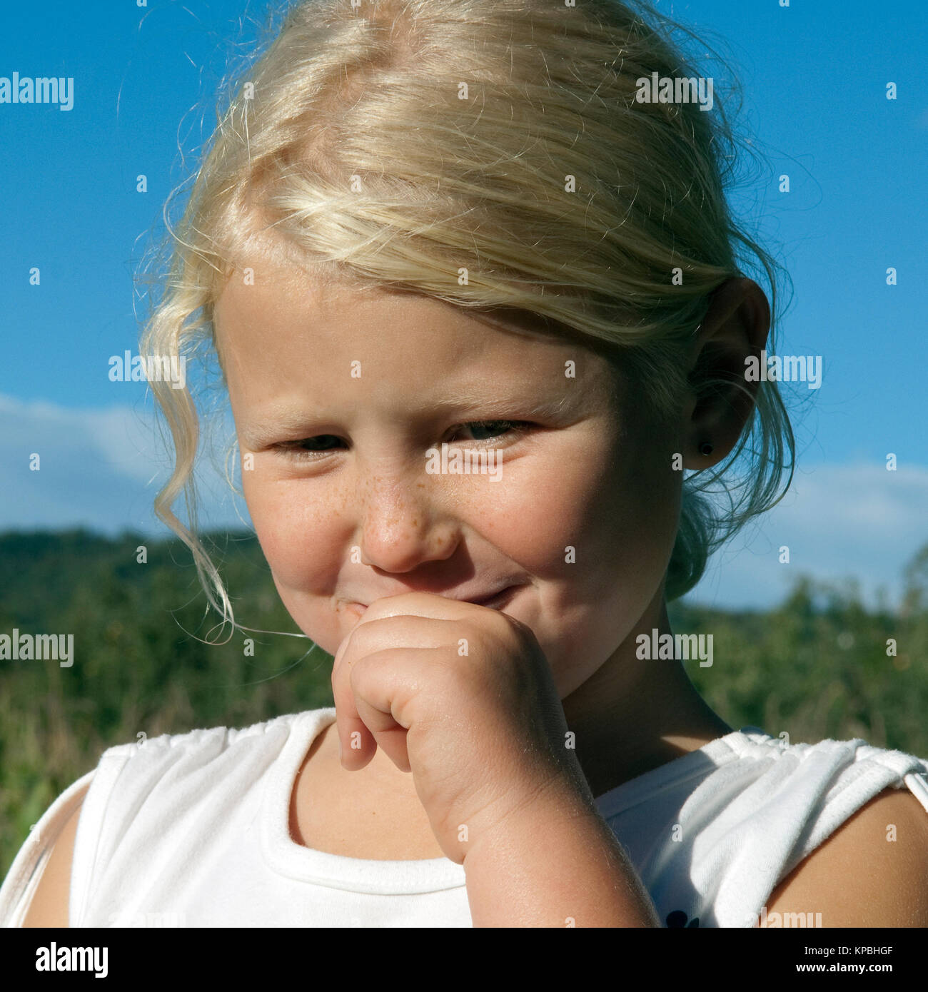 Apfelessen hi-res stock photography and images - Alamy