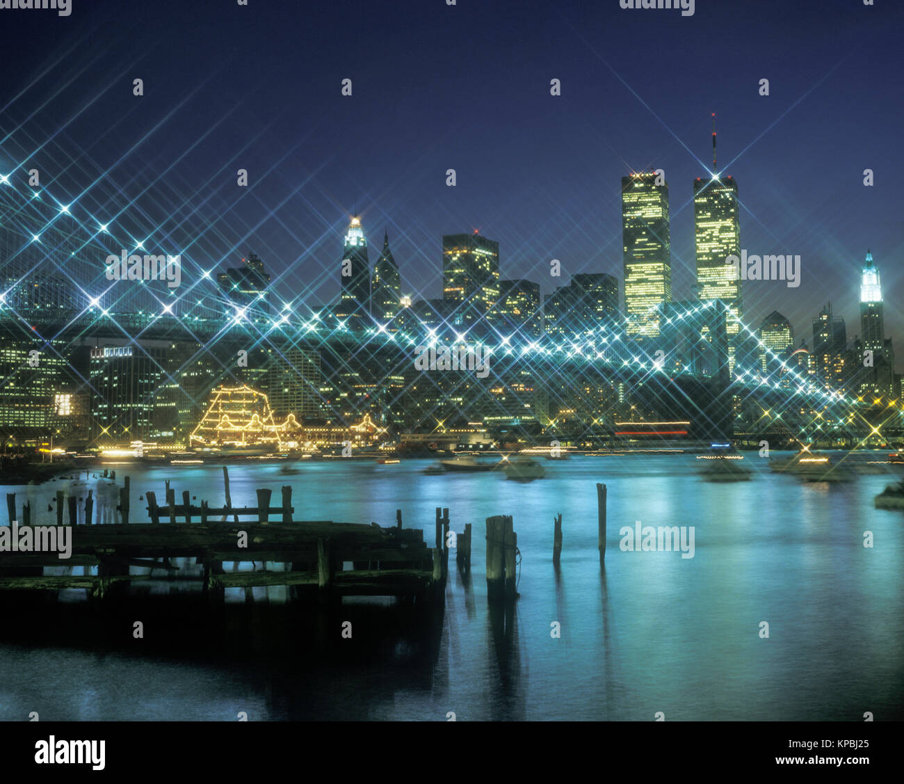 Manhattan skyline 1986 hi-res stock photography and images - Alamy
