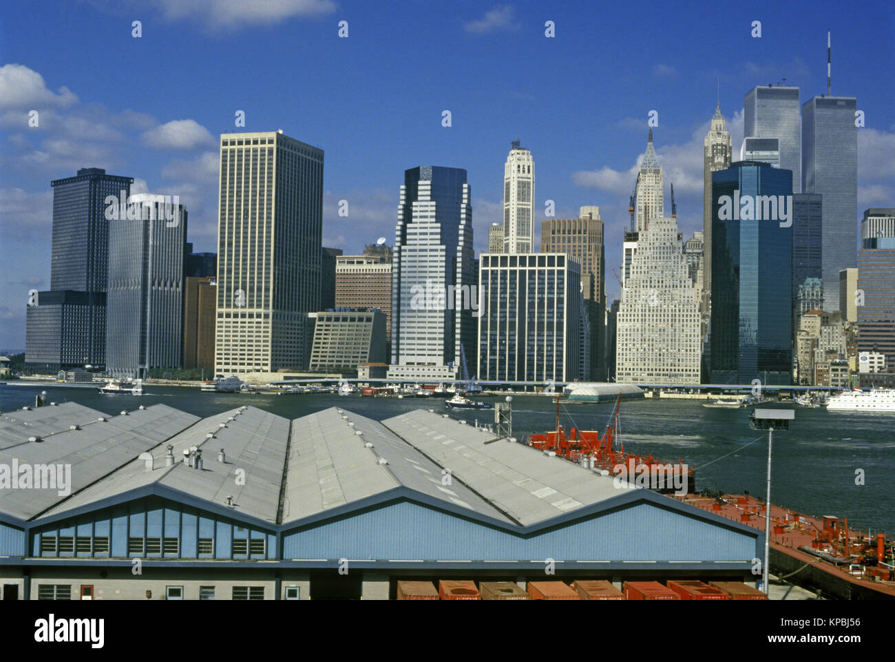Manhattan skyline 1973 hi-res stock photography and images - Alamy