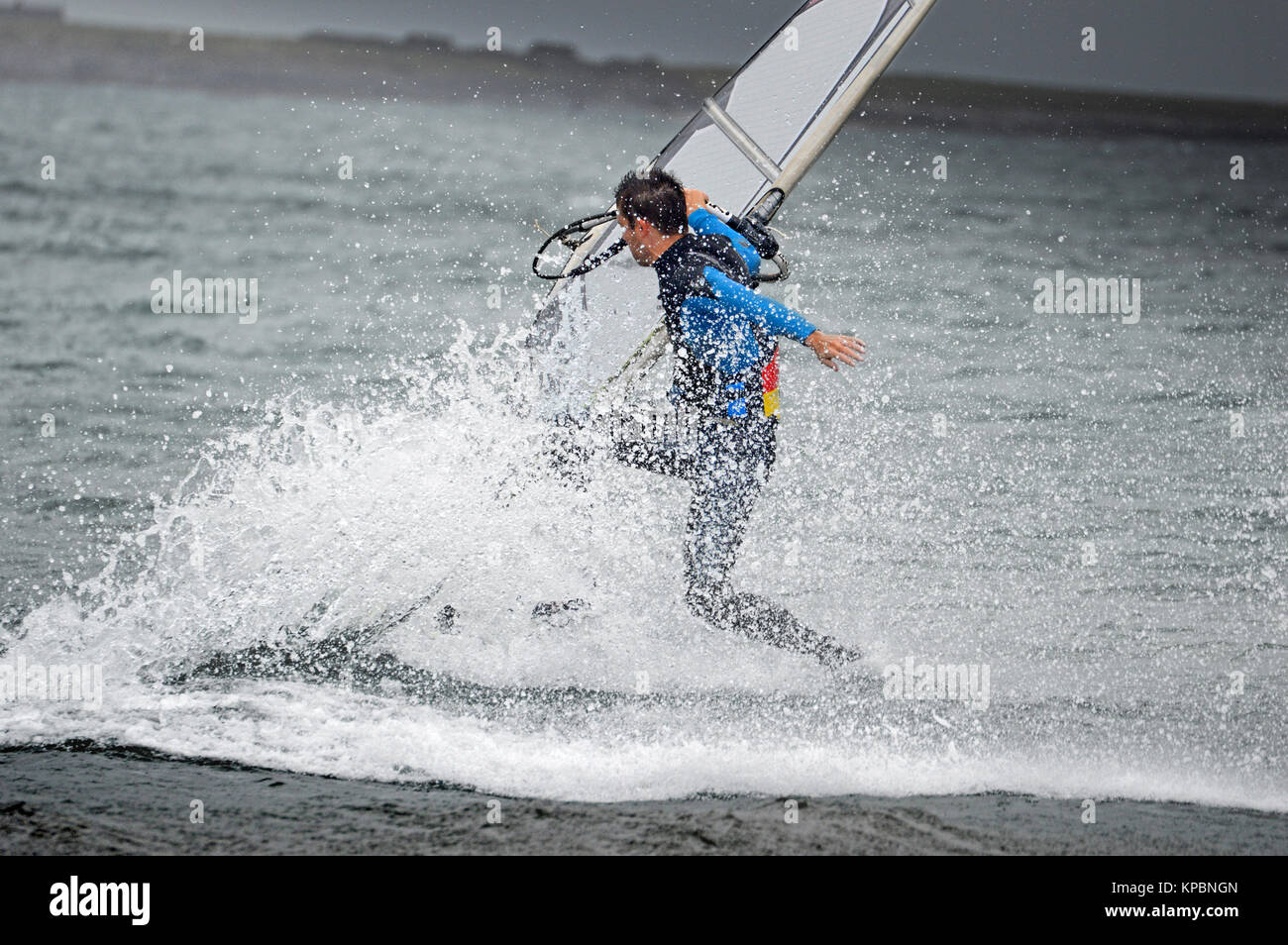 Man falling off windsurfing board hi-res stock photography and images ...