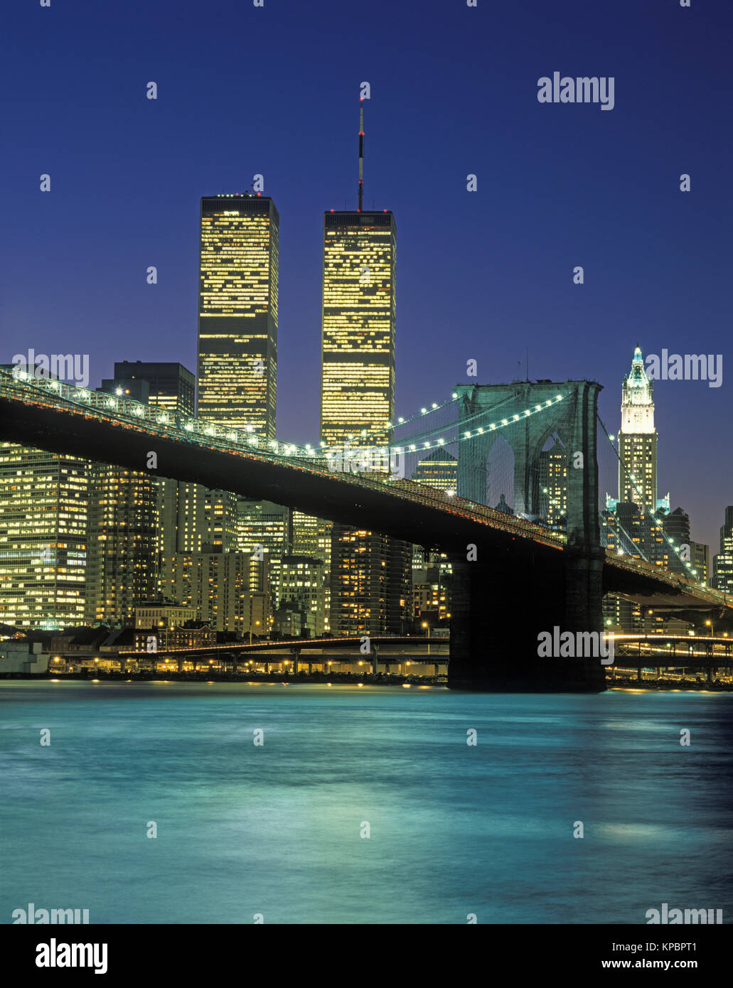 New york city skyline 1990 hi-res stock photography and images - Alamy