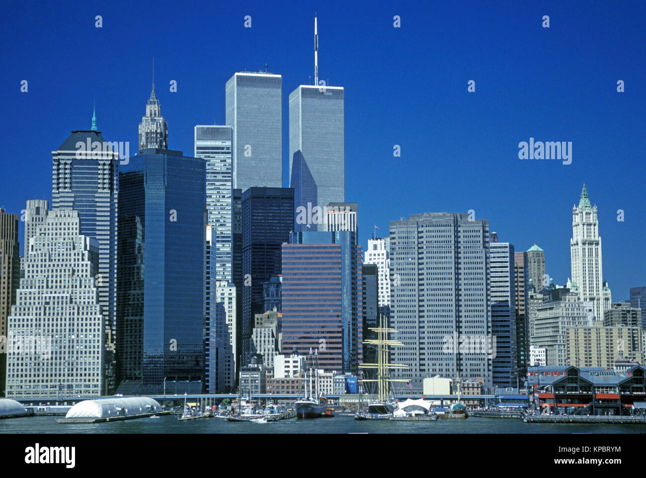 Manhattan skyline 1991 hi-res stock photography and images - Alamy