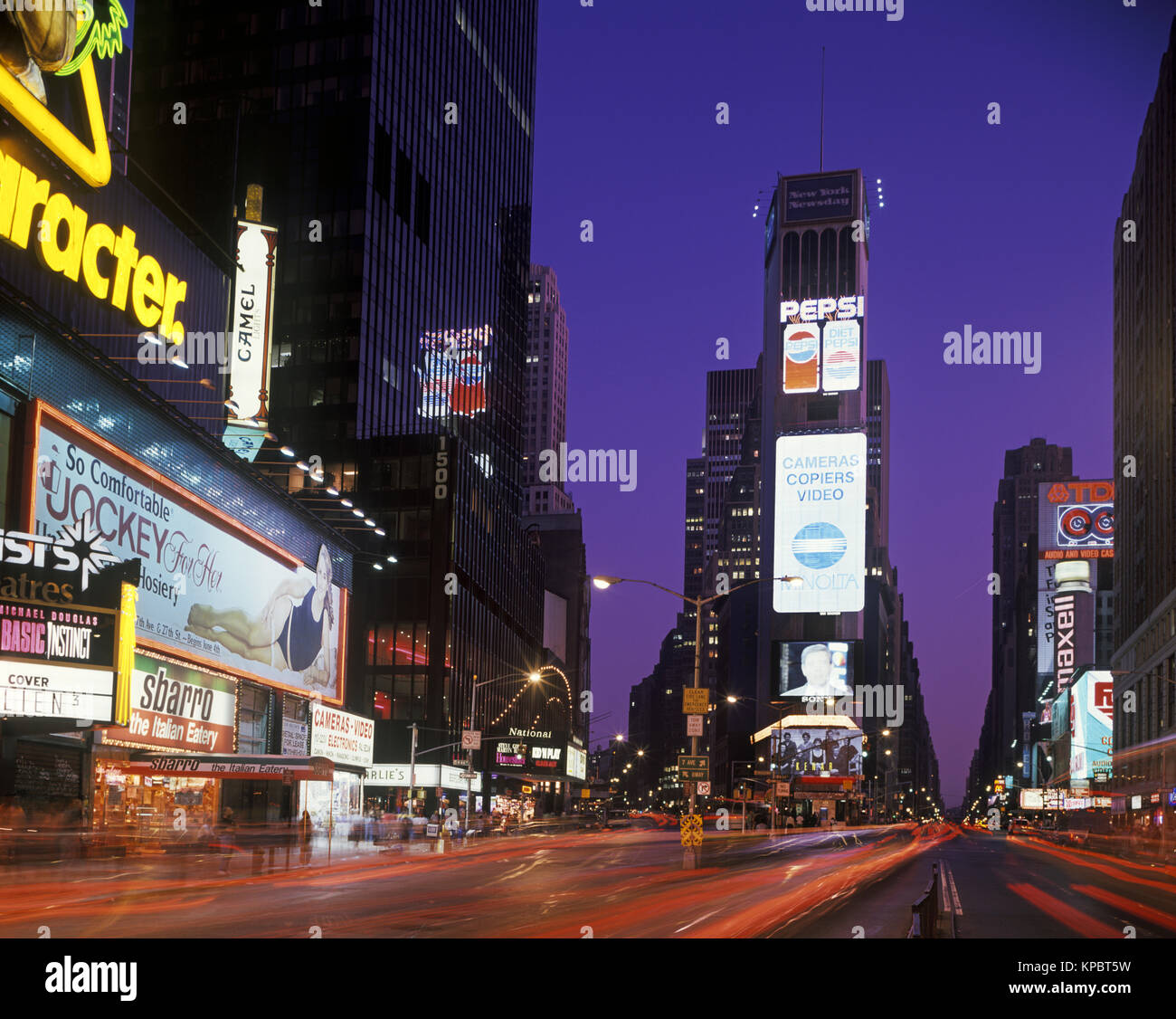 1990s new york city broadway hi-res stock photography and images - Alamy