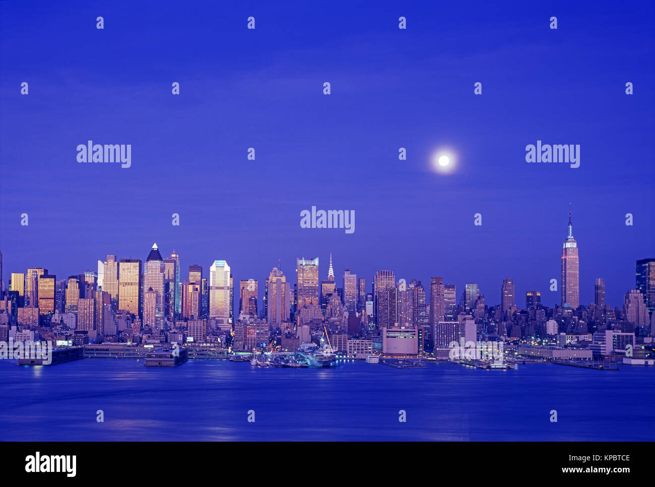 1992 HISTORICAL MIDTOWN SKYLINE HUDSON RIVER MANHATTAN NEW YORK CITY ...