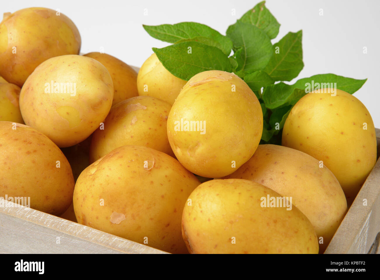 box of potatoes Stock Photo - Alamy