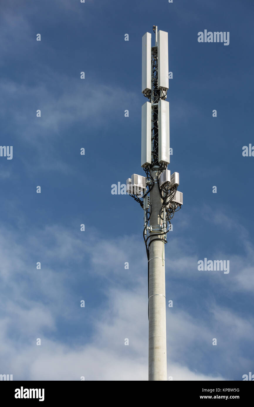 Cell Phone Tower Stock Photo - Alamy