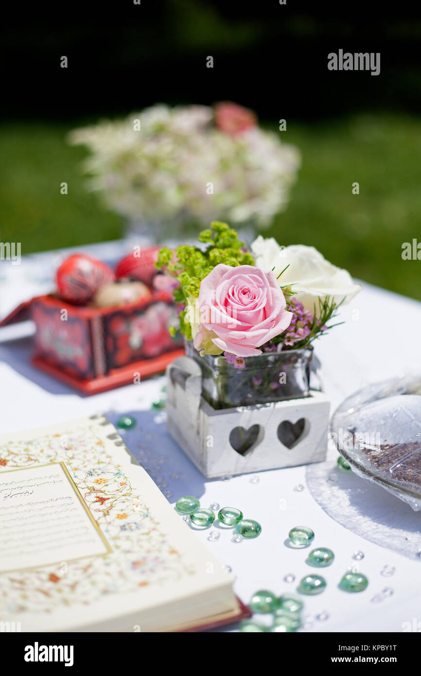 Decoration of a Persian wedding table Stock Photo - Alamy