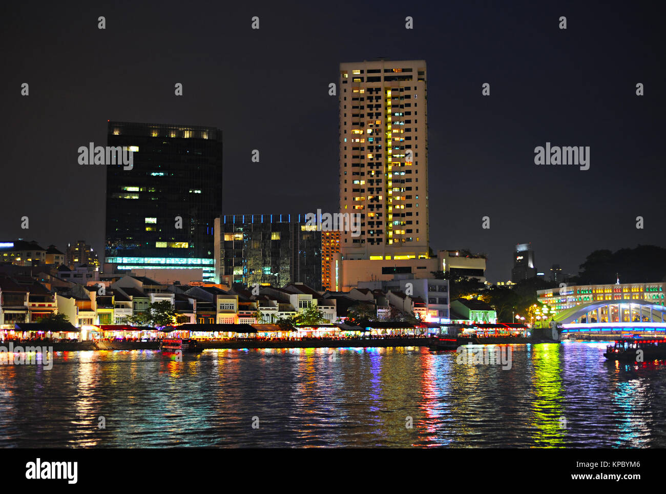 Boat quay at night, Singapore Stock Photo - Alamy