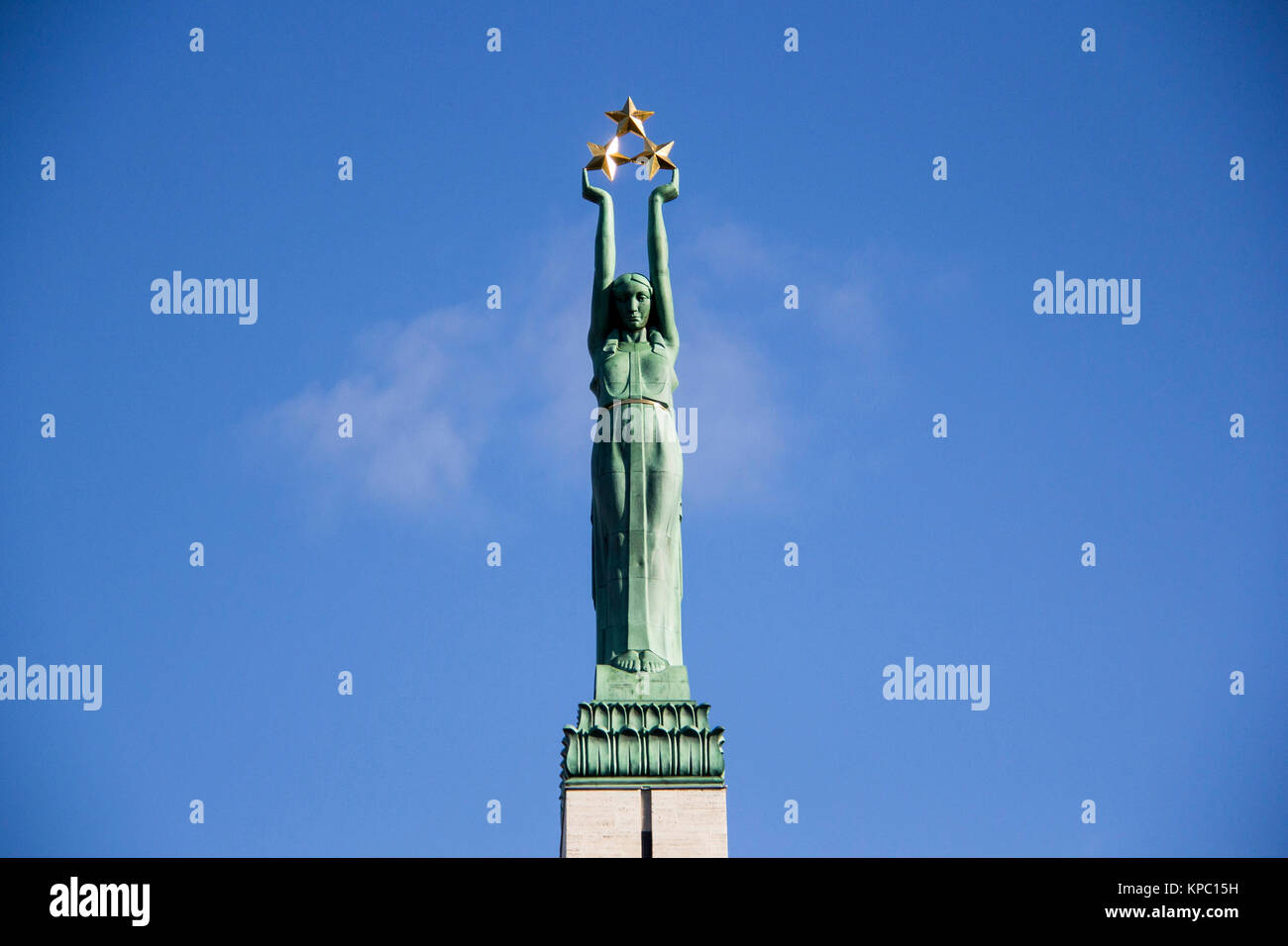 Freedom Monument in the Independence Square in Riga on Brivibas ...