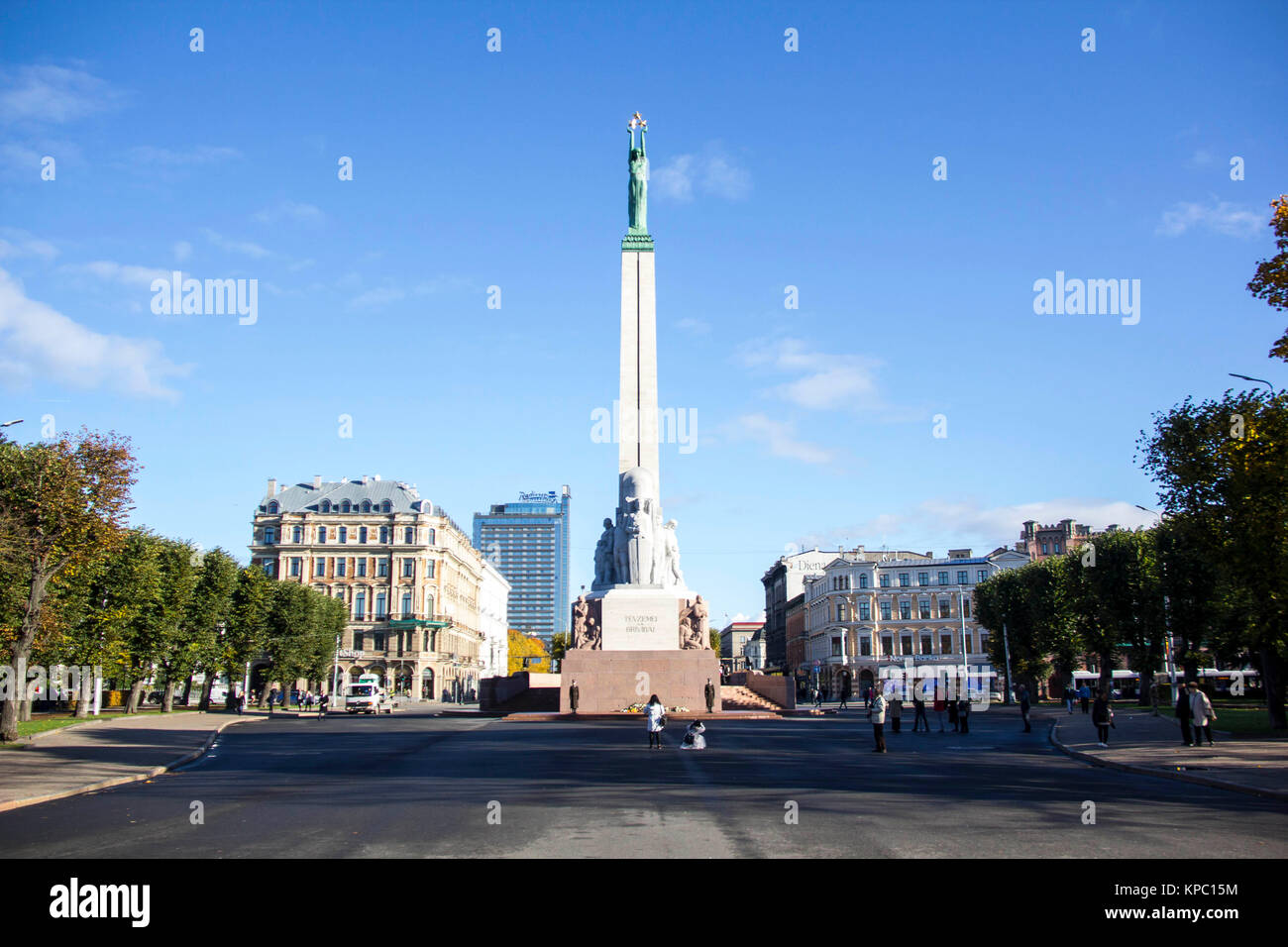 Freedom Monument in the Independence Square in Riga on Brivibas ...