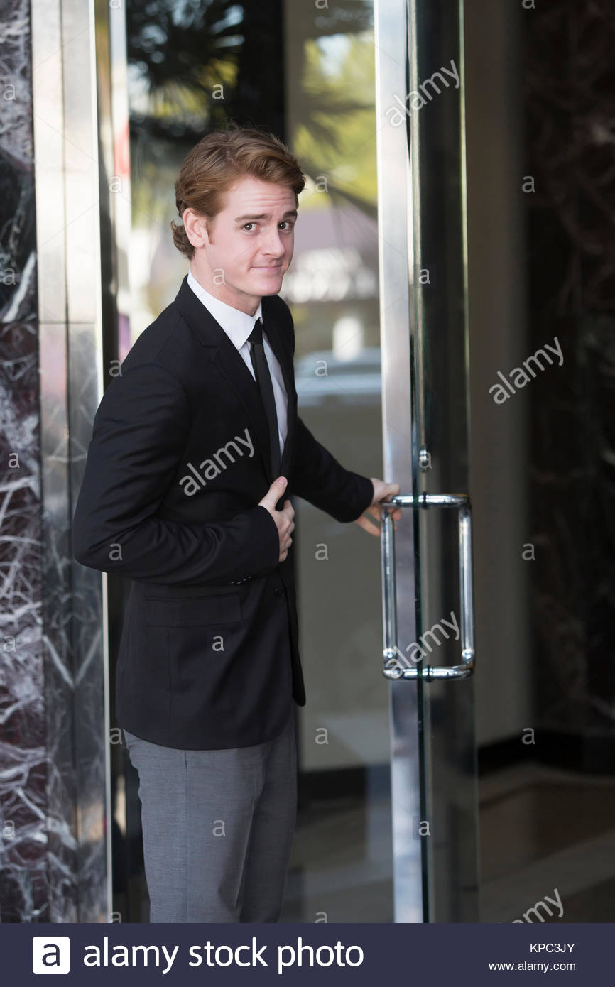 People Doorman Lifestyle Stock Photos & People Doorman Lifestyle Stock ...