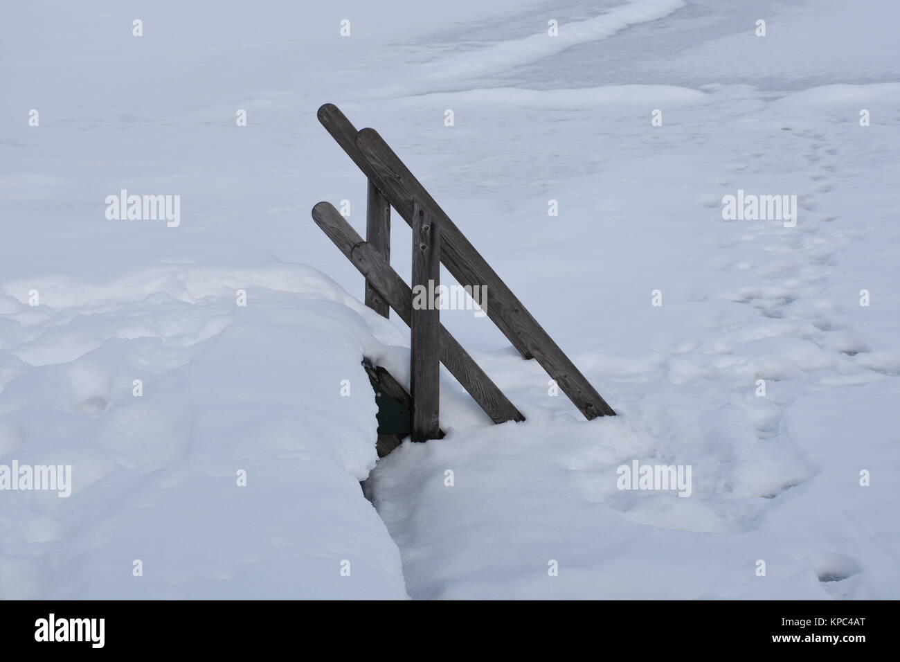 Footprints stairs snow hi-res stock photography and images - Alamy