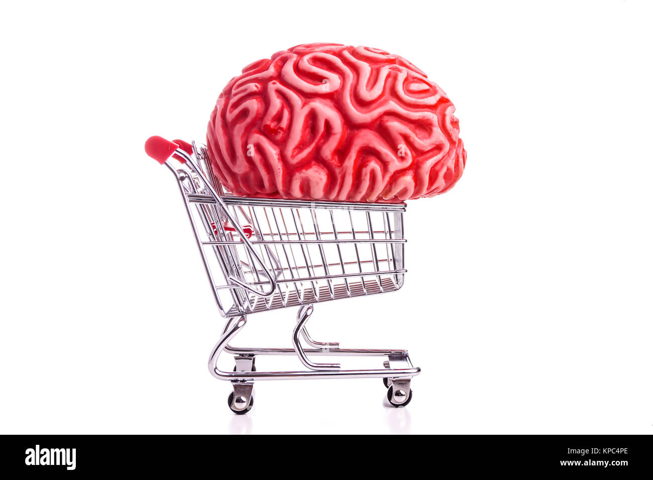 Brain and shopping cart Stock Photo - Alamy