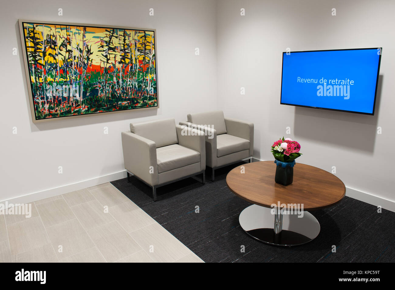 Office interior reception waiting area hi-res stock photography and ...