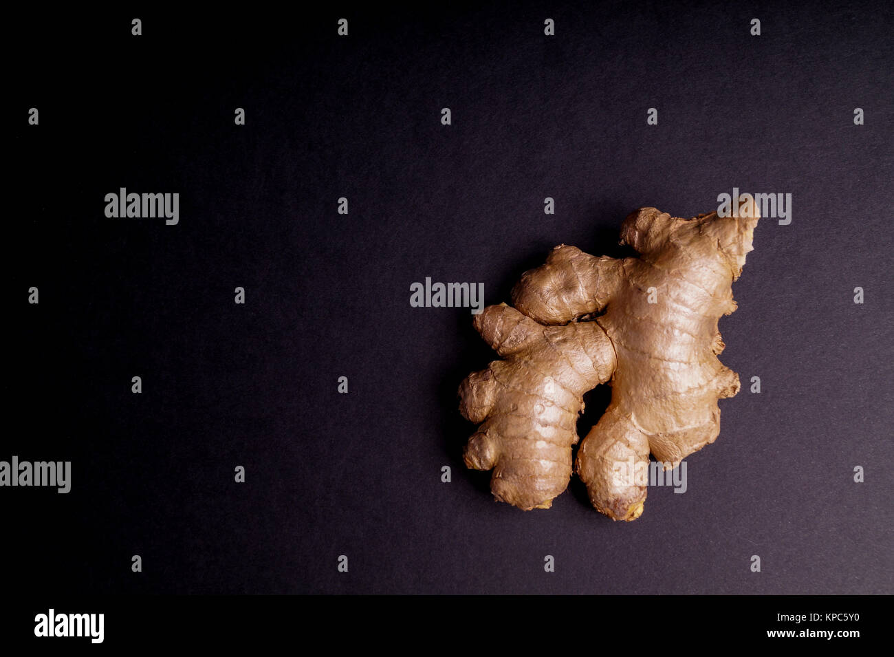 Fresh healthy ginger Root Stock Photo - Alamy