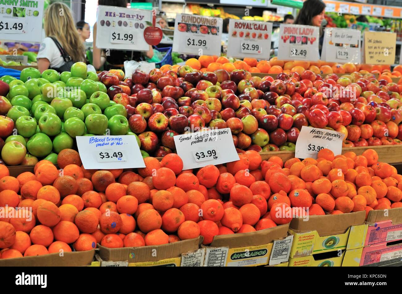 Fruit stall selling a variety of common fruits Stock Photo - Alamy
