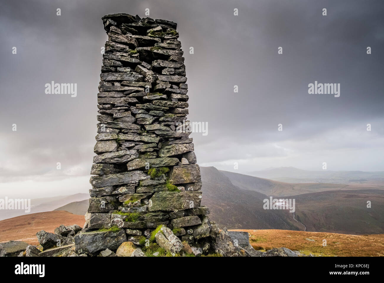 Mynydd Tal-y-Mignedd on The Nantlle Ridge Mountain Range, Snowdonia ...