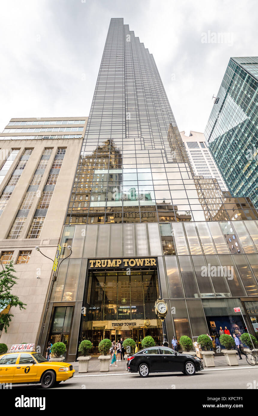 NEW YORK CITY - JUL 17: Trump Tower view from the street on July 17 ...