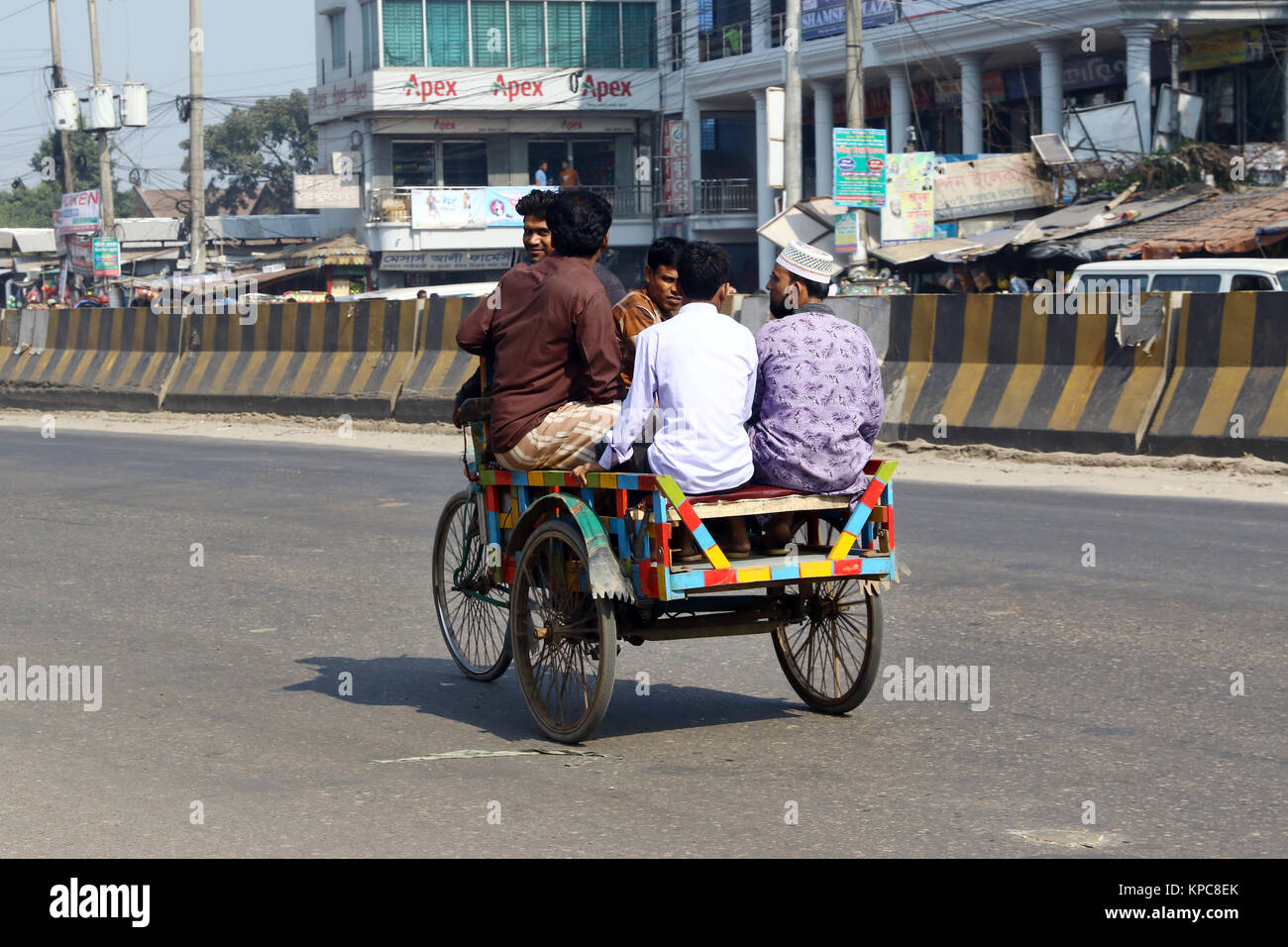 Battery rickshaw hi-res stock photography and images - Alamy