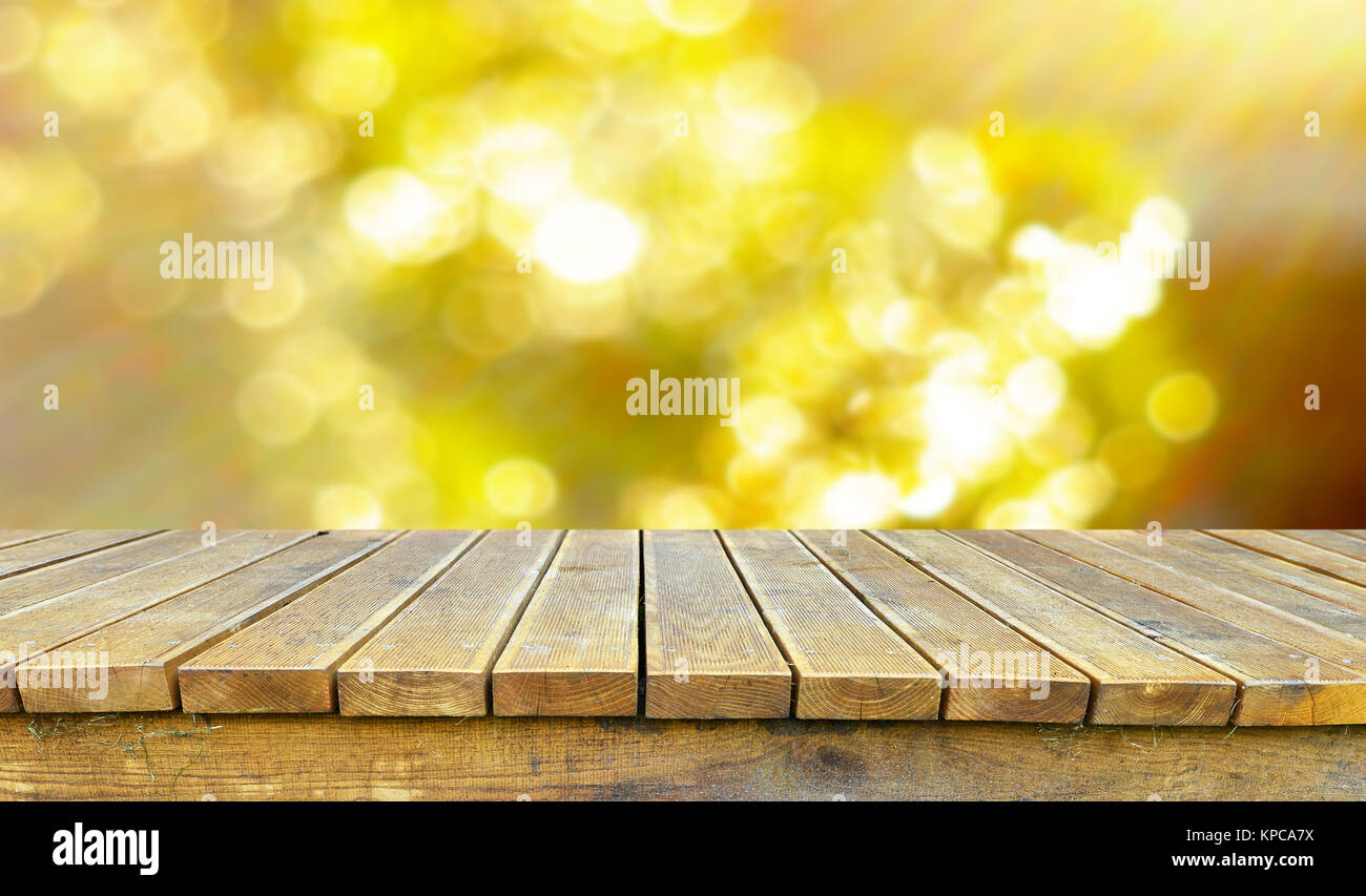 Empty table for display montages Stock Photo - Alamy