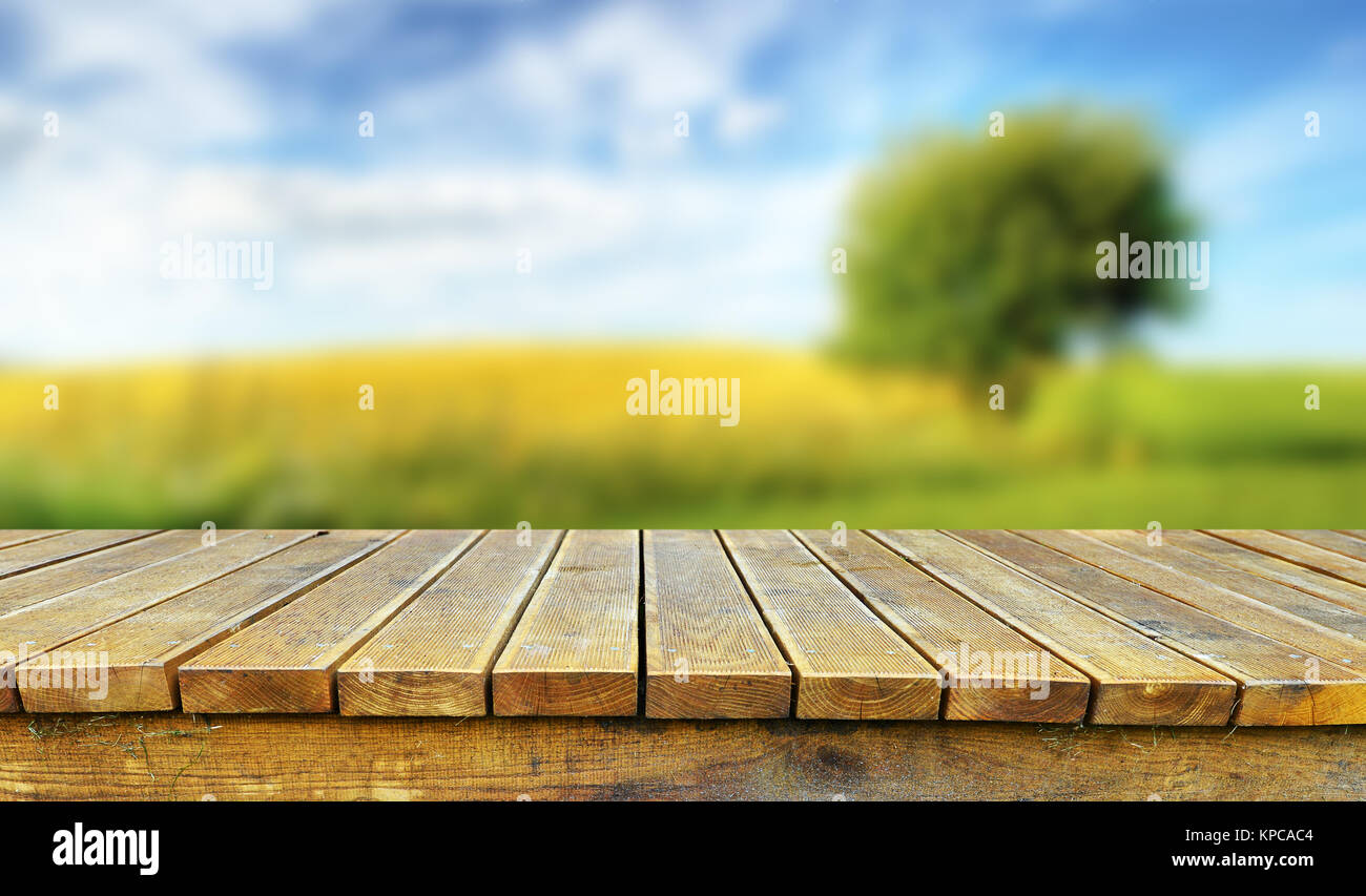 Empty table for display montages Stock Photo - Alamy