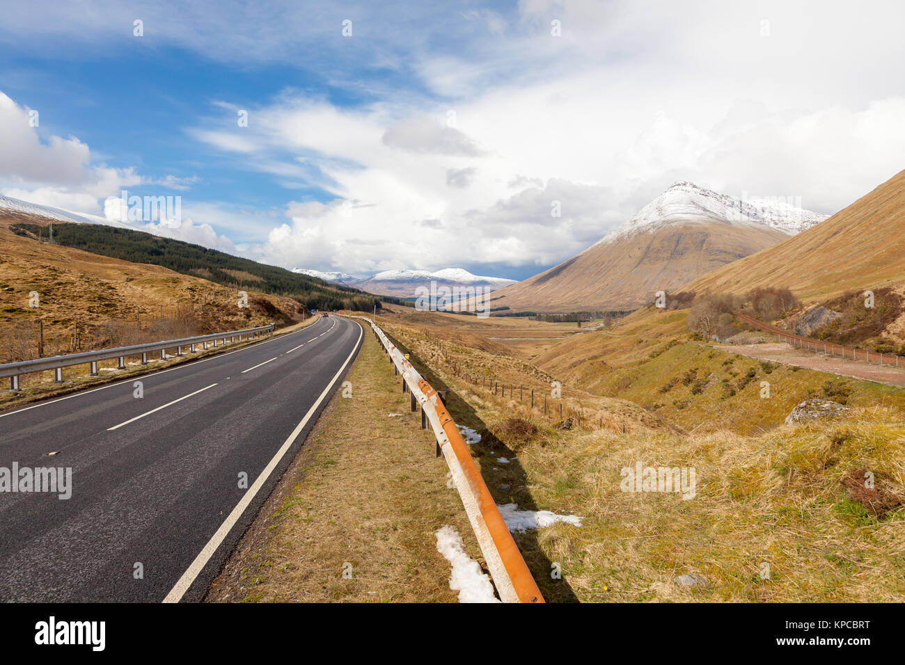 Rail road street hi-res stock photography and images - Alamy