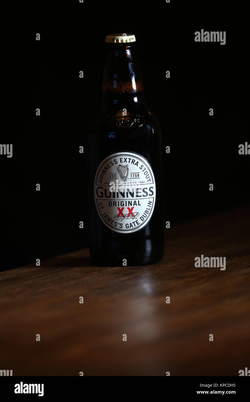 Bottle gate hi-res stock photography and images - Alamy