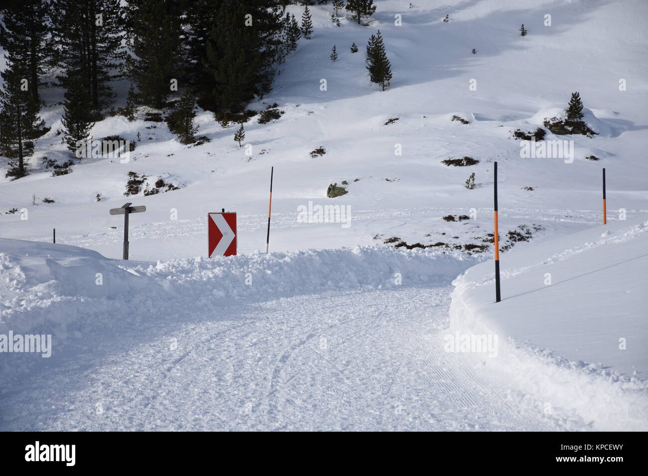 ski slope,cross country skiing,stallersattel,east tyrol,trail,road ...