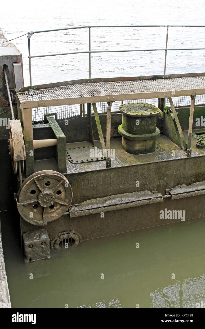 Canal Lock Stock Photo - Alamy