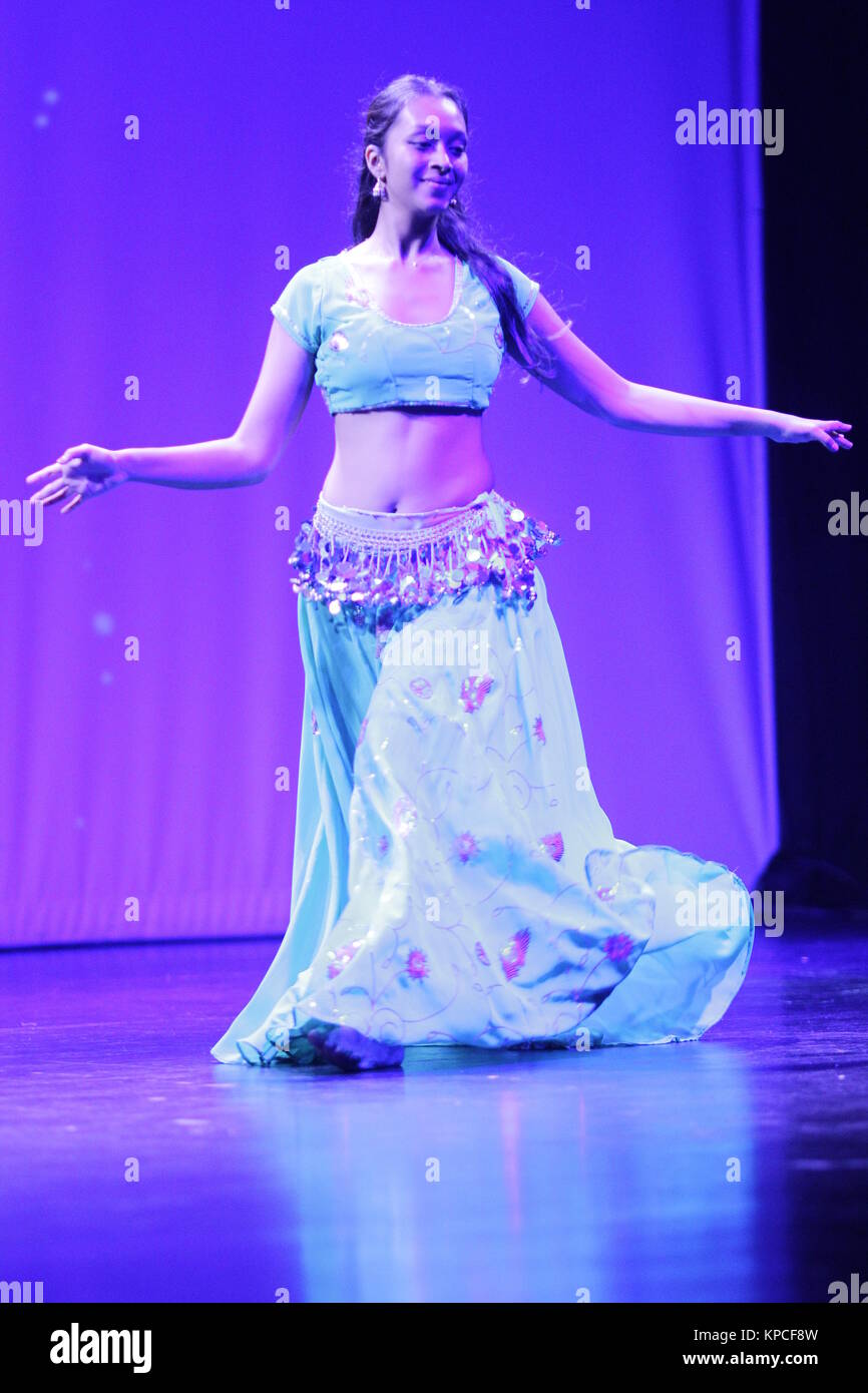 Three types of classical indian dance you should know hi-res stock ...