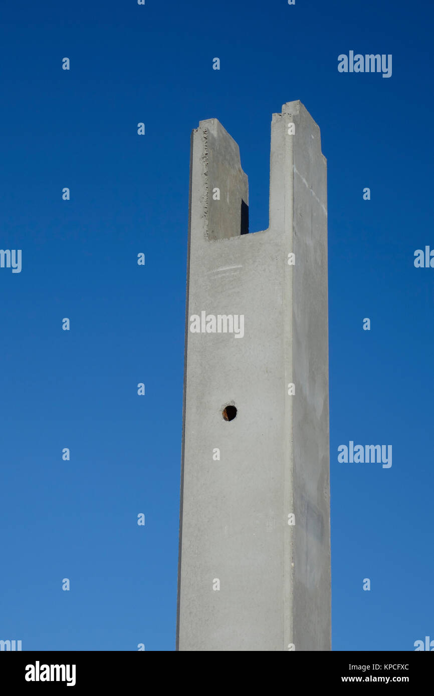 Prefabricated reinforced concrete pillar Stock Photo - Alamy
