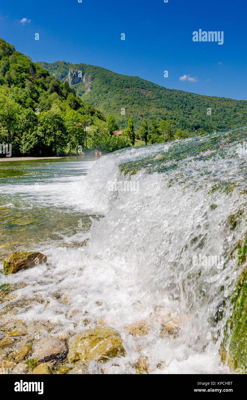Riverside mountains hi-res stock photography and images - Alamy
