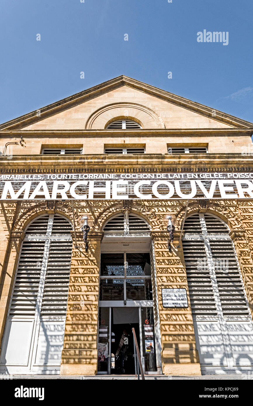 Metz (France): Covered market; Markthalle in Metz Stock Photo - Alamy