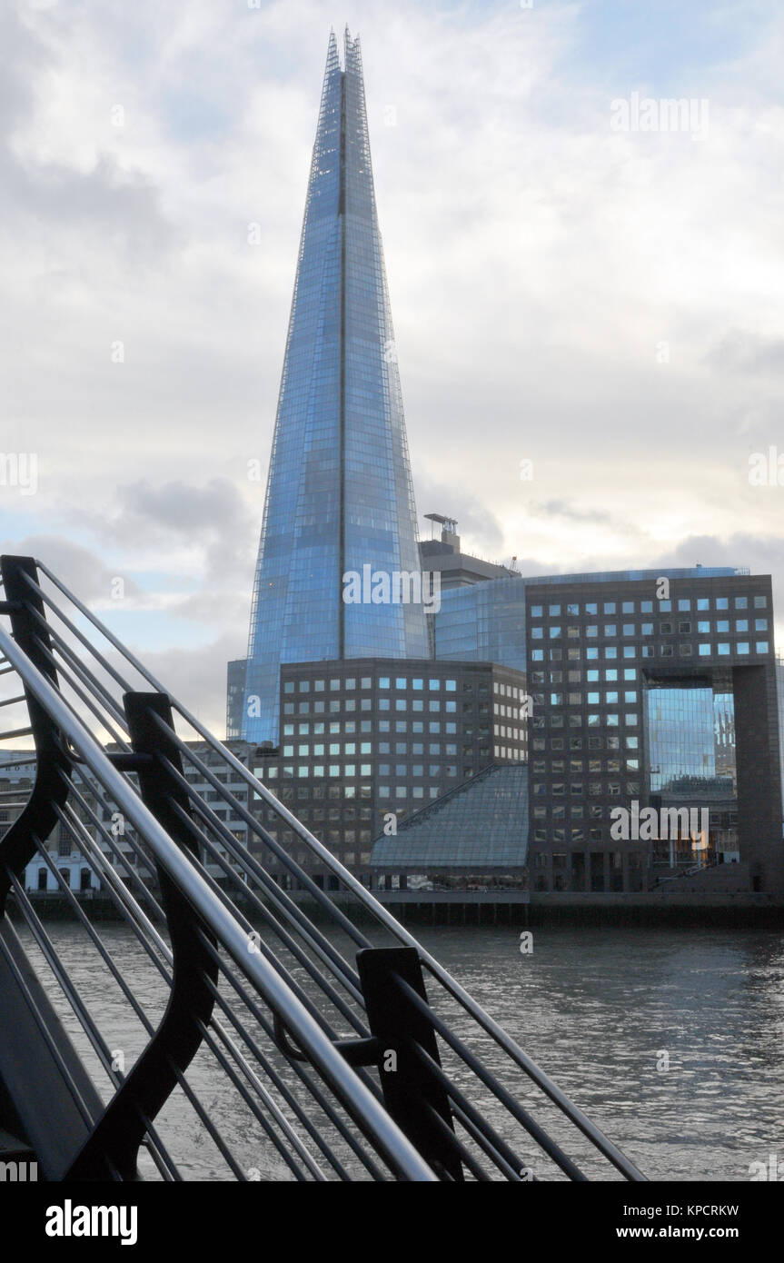 the iconic London landmark the shard from the north side of the river ...
