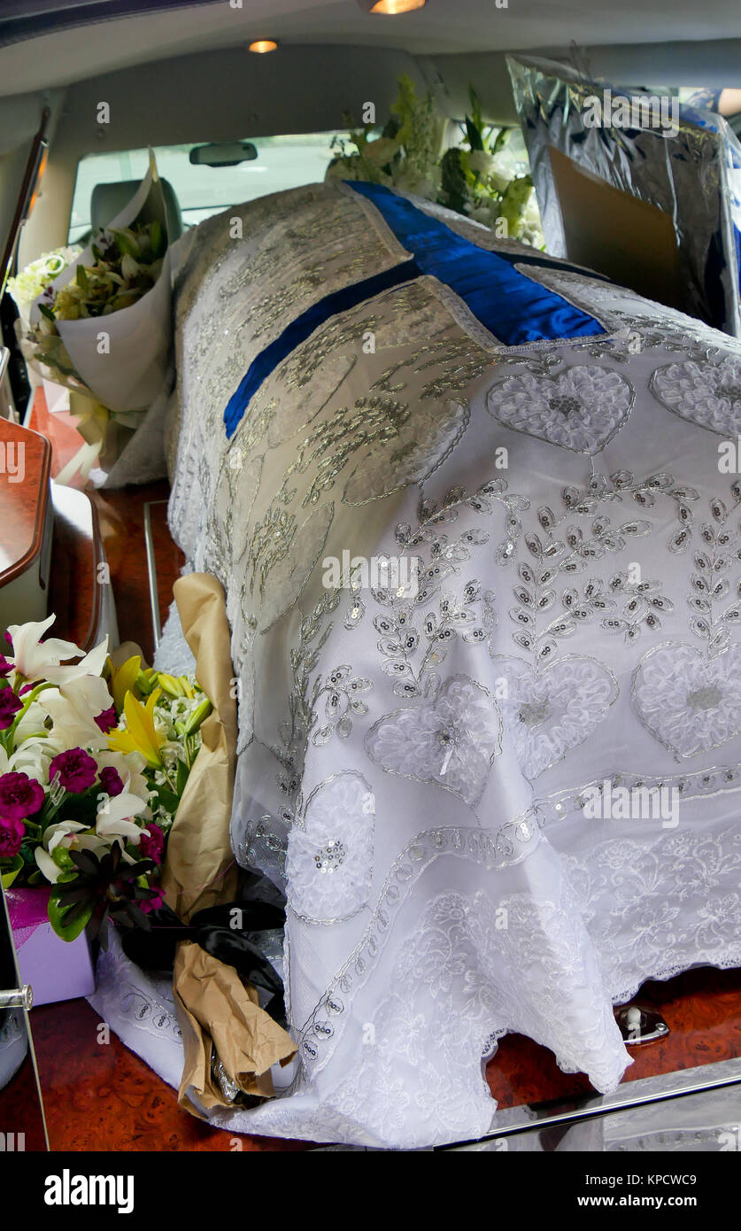 Shot of a hearse for funeral service Stock Photo - Alamy