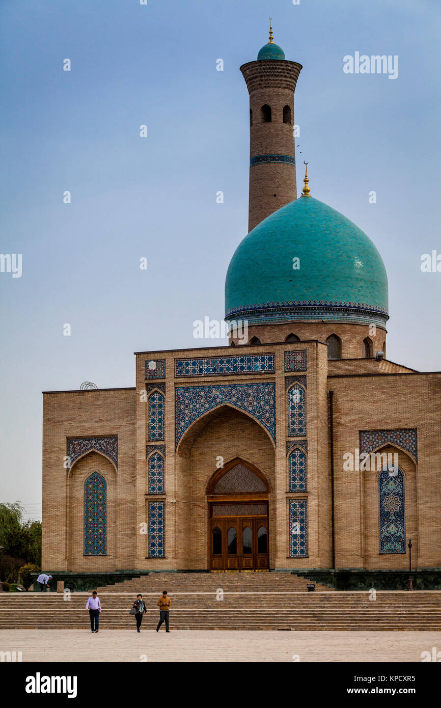 Khazrati imam architectural complex hi-res stock photography and images ...