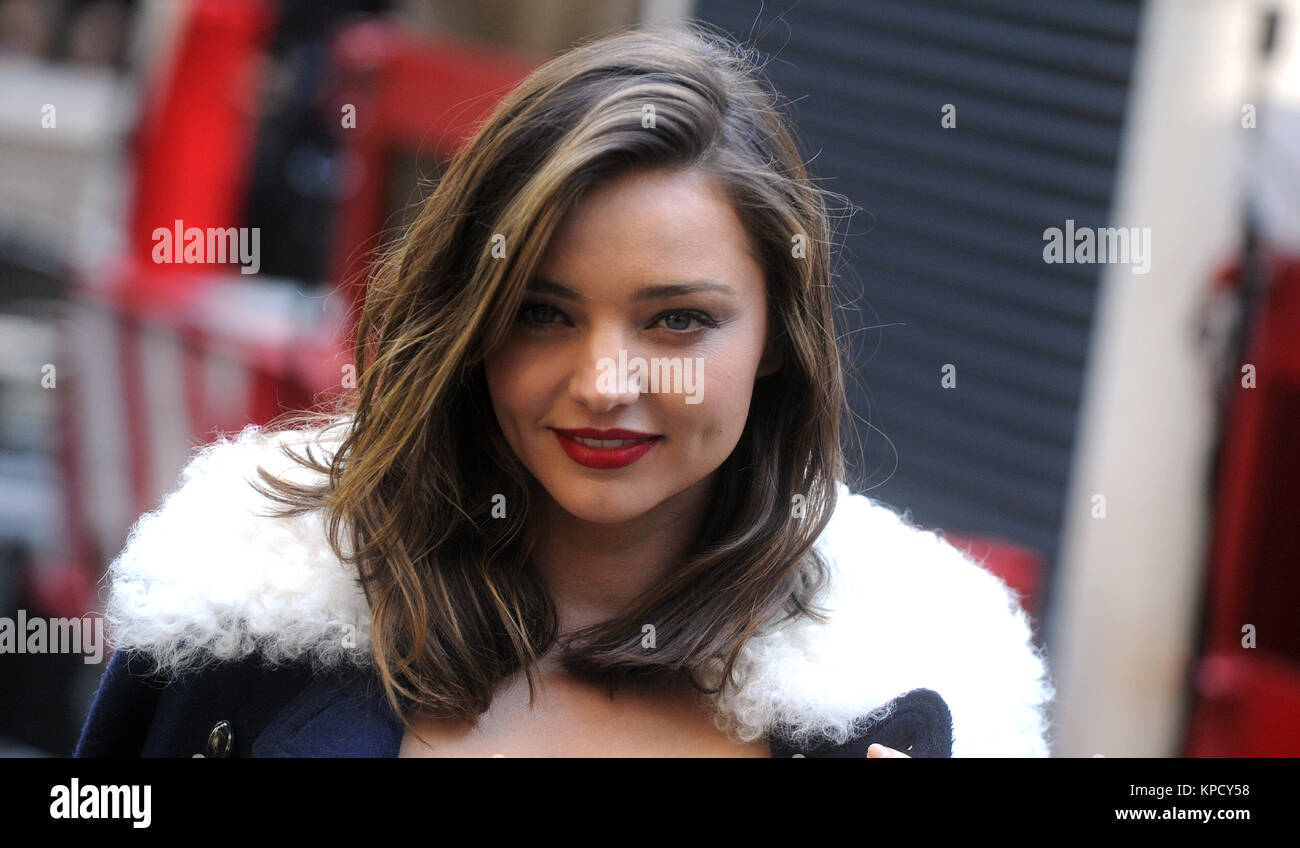 NEW YORK, NY - NOVEMBER 16: Model Miranda Kerr attends Swarovski Star ...