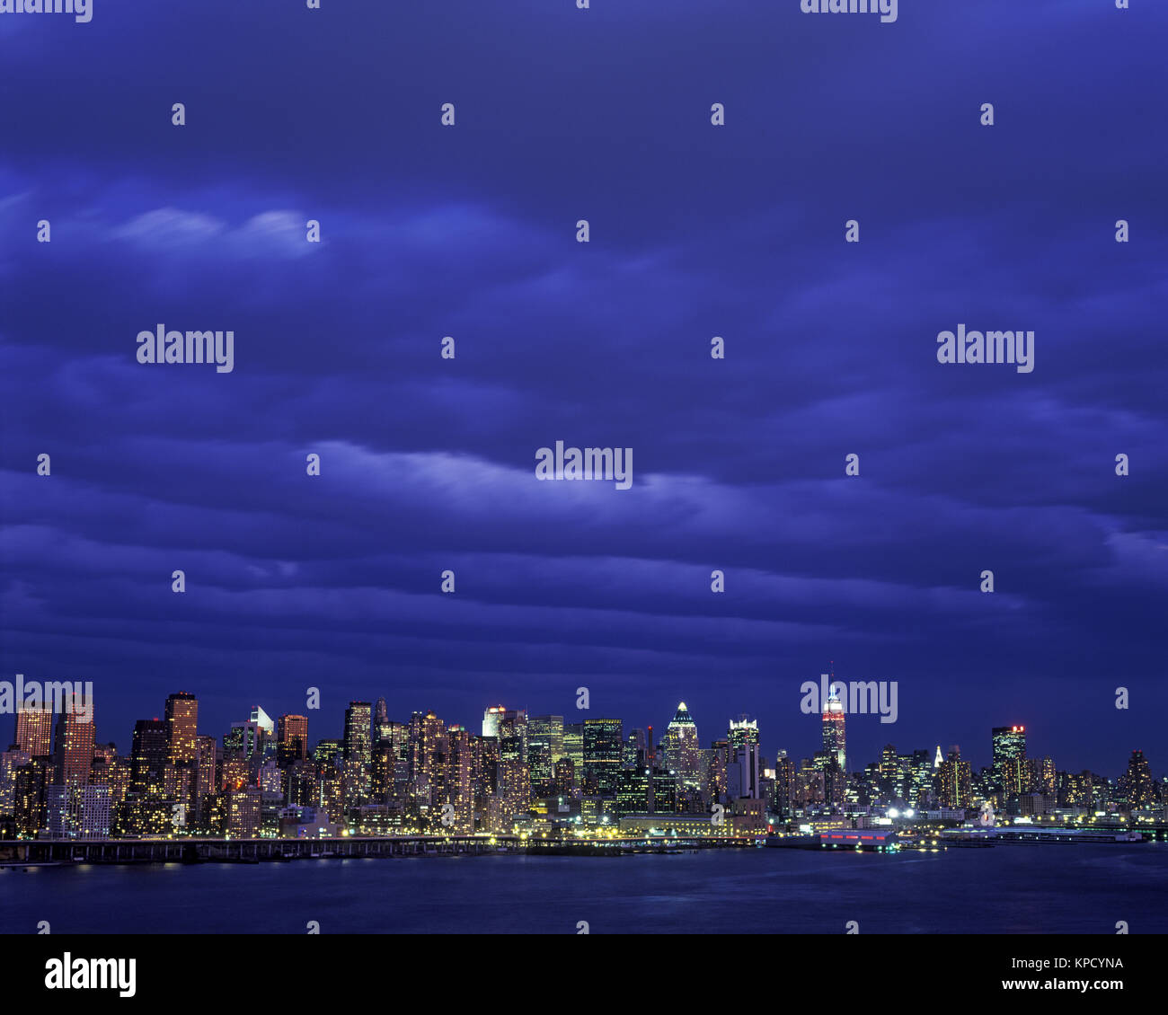 1999 HISTORICAL MIDTOWN SKYLINE HUDSON RIVER MANHATTAN NEW YORK CITY ...