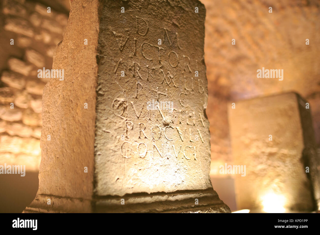 Roman statue stone detail Stock Photo - Alamy