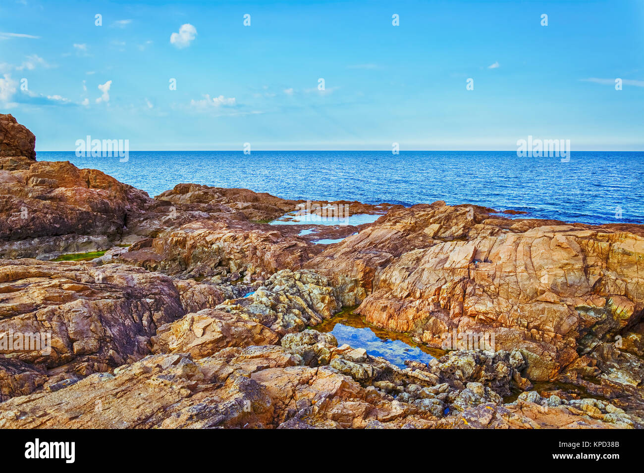 Cliffy coastal scenery hi-res stock photography and images - Alamy