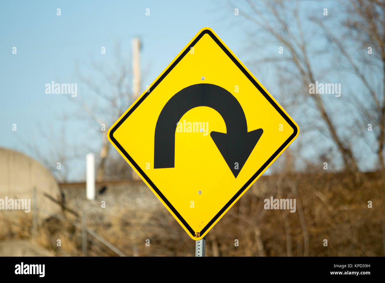 Arrow directing hi-res stock photography and images - Alamy