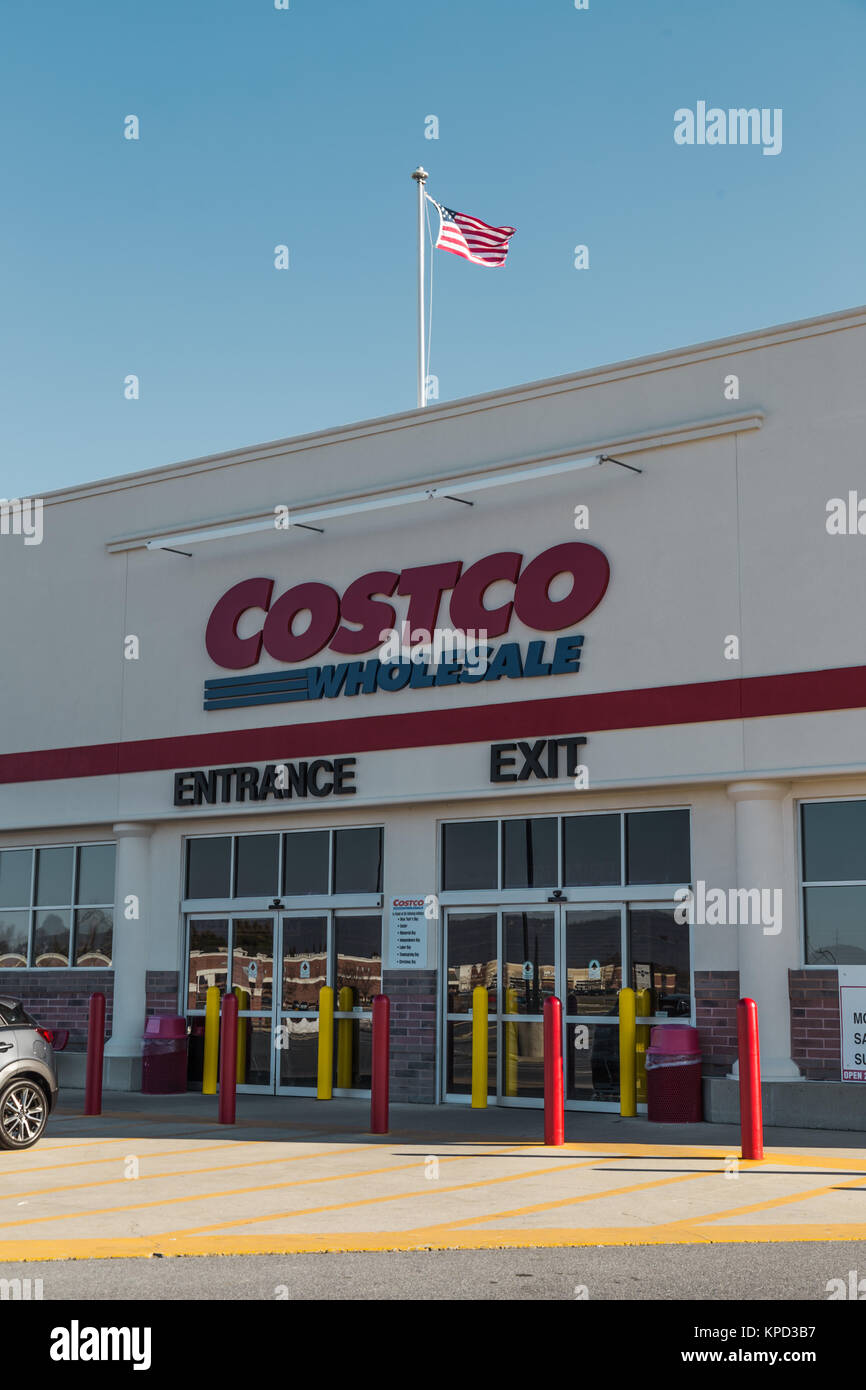 Harrisburg, PA - January 1, 2017: Store entrance of the Costco ...