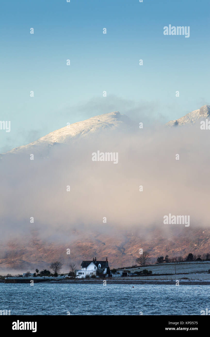 Scottish mountains in mist hi-res stock photography and images - Alamy