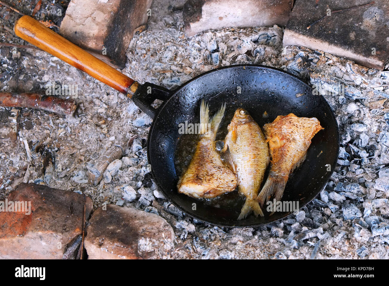 Boiling fish stove hi-res stock photography and images - Alamy